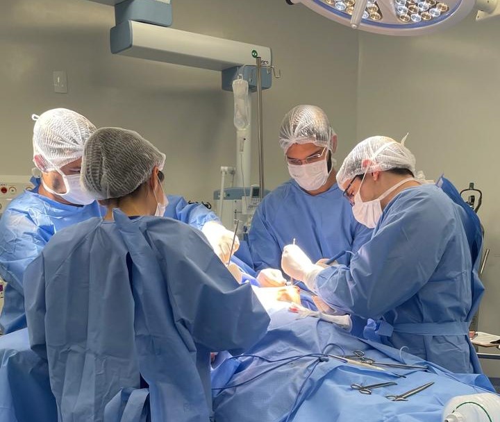 HRVJ realiza primeira cirurgia de mastectomia com reconstrução mamária
