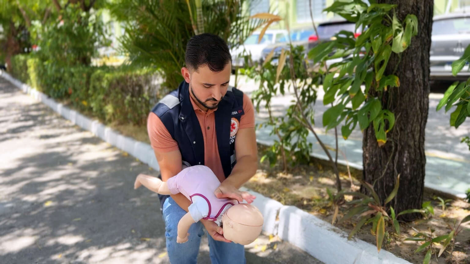 Samu 192 Ceará orienta sobre como agir em casos de engasgo; regras para ...